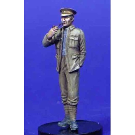 Resicast 355663 British WWI Soldier at Ease Smoking Pipe