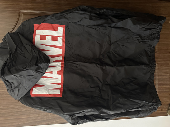 H&M marvel suskavac/anti rain