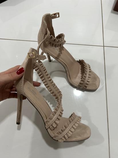 Sandale