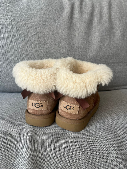 Ugg cizme