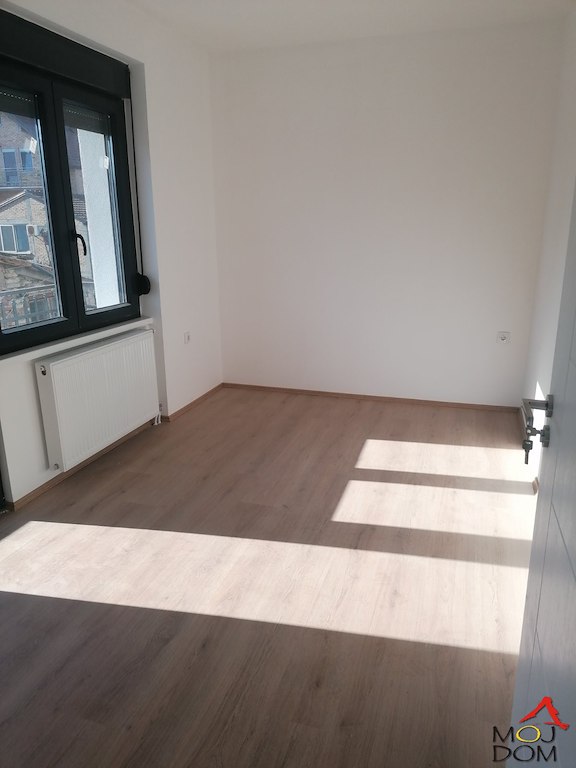 Stan,NOVI SAD,SLANA BARA,kv: 46, € 75800, ID: 1029382