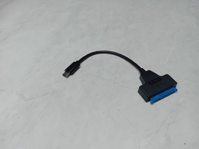 adapter USB 3.1 i SATA 7+15 pinova za Type-C 3.0