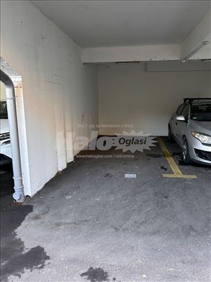 Natkriveno parking mesto Kostolačka Voždovac