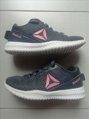 Reebok dečje patike veličinski br. 32.5