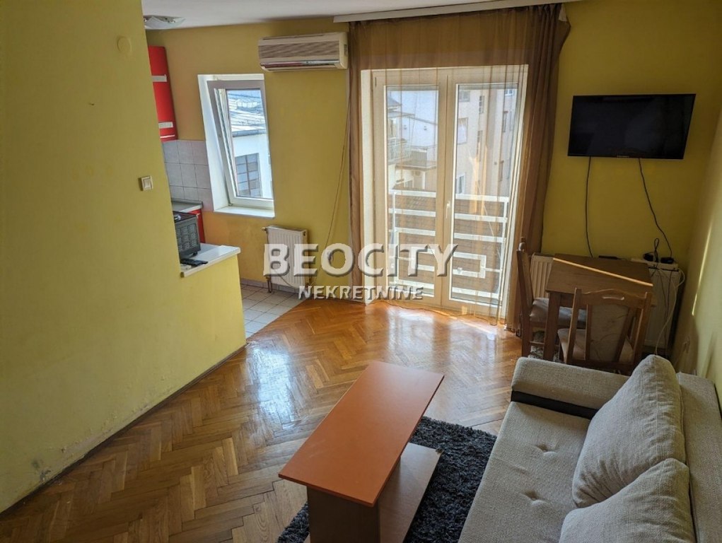 Novi Sad, Centar, Železnička, 0. 5, 29m2, 78500EUR