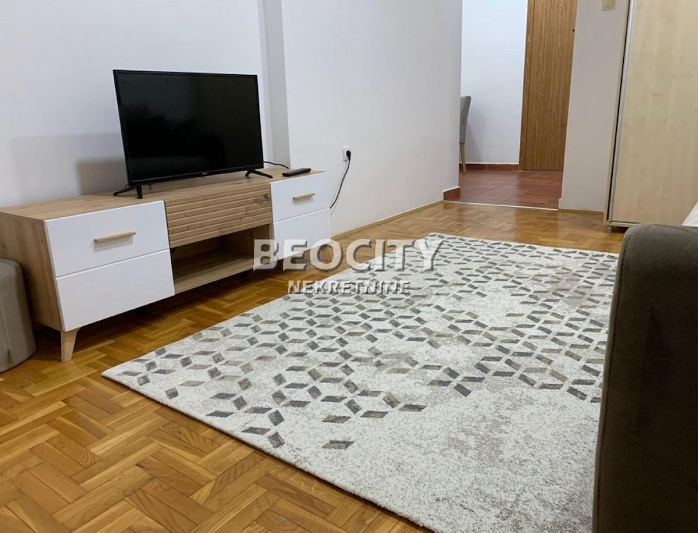 Novi Sad, Bulevar Evrope, Vardarska, 0. 5, 28m2, 84000EUR