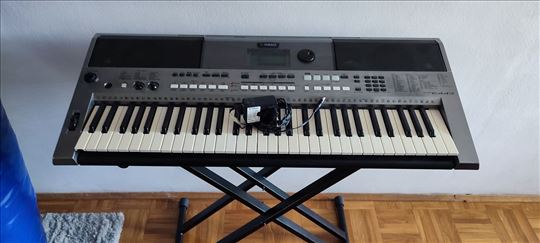 Yamaha klavijature i stalak