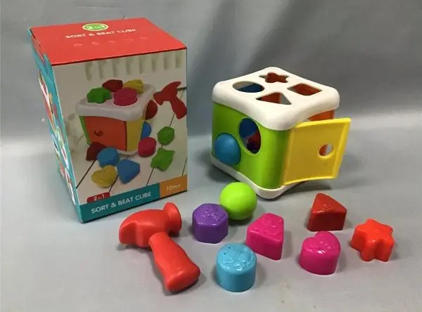 HK MINI Igračka Umeteljka sa oblicima