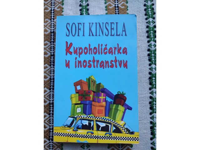 Sofi Kinsela - Kupoholičarka u inostranstvu