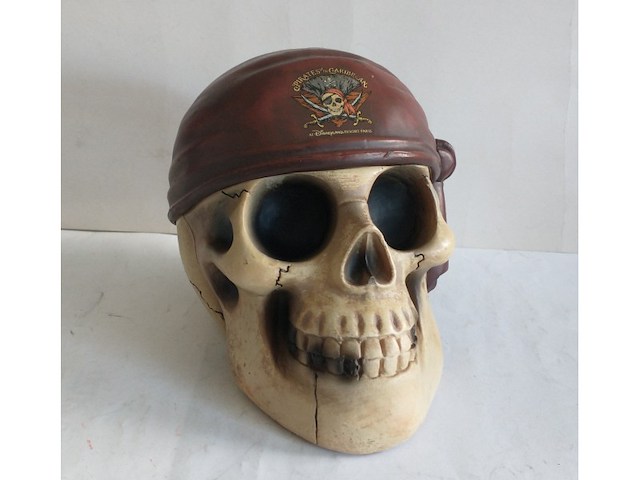 figura Disney PIRATES of the CARIBBEAN Skull