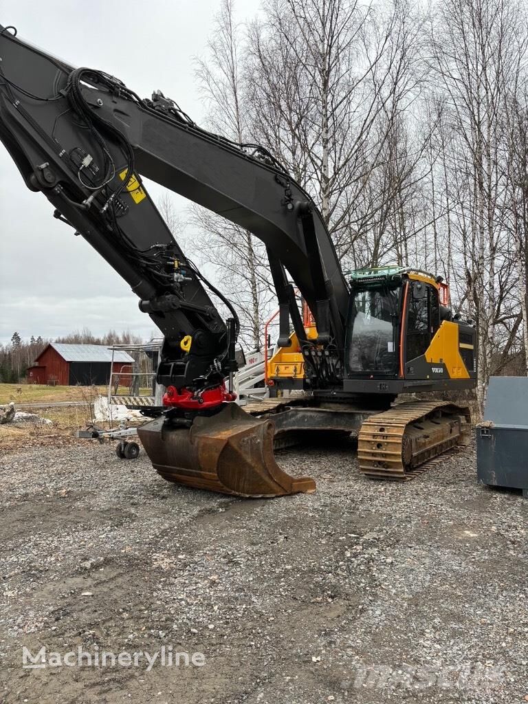 Volvo EC 300 EL bager guseničar