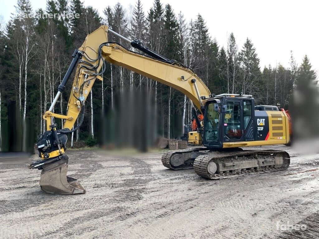 Prodaje se Caterpillar 323FL bager guseničar na aukciji