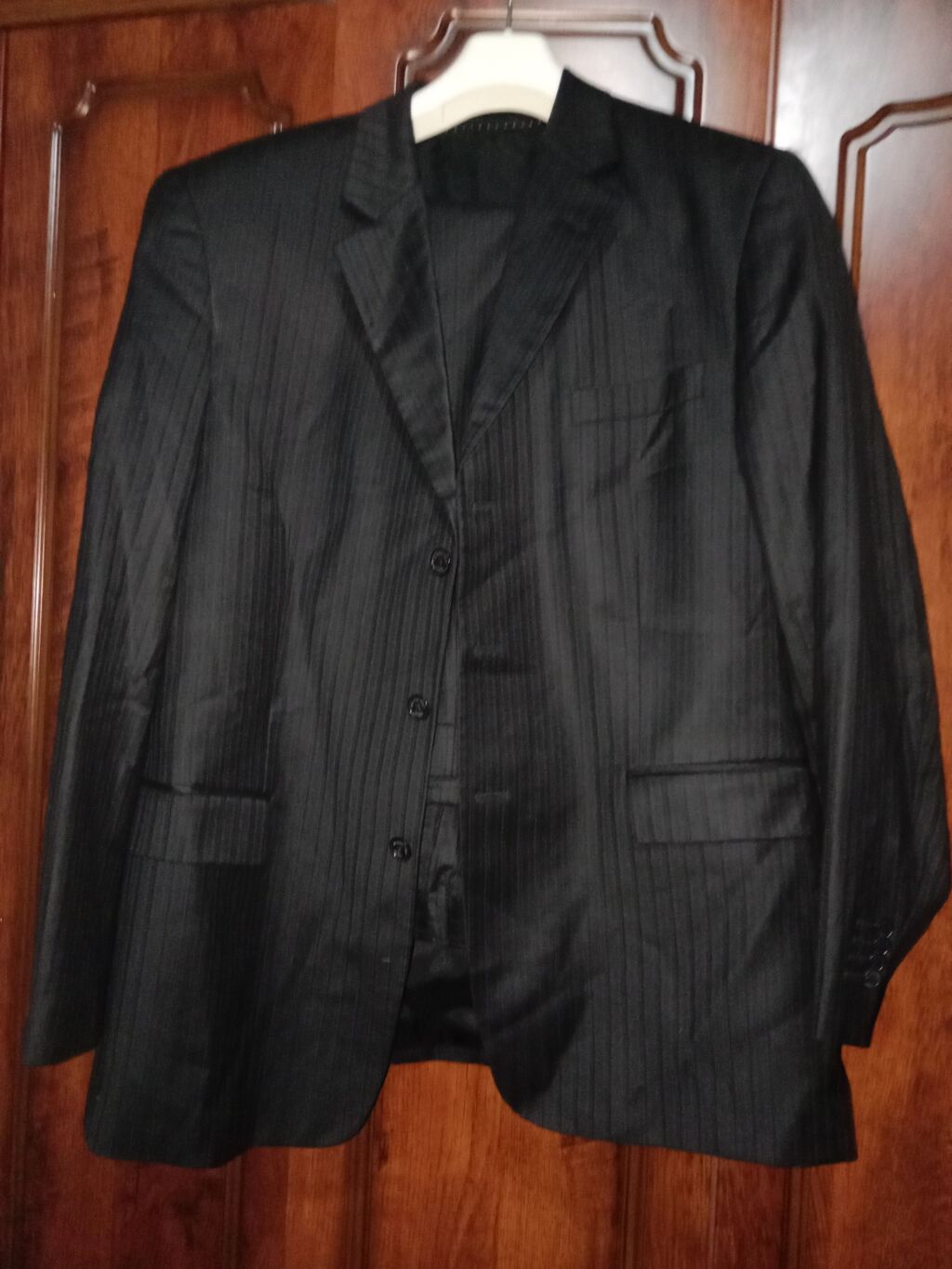 3 komplet muska odela sako pantalone sve za 2000 vel.oko XL. 2 sakoa