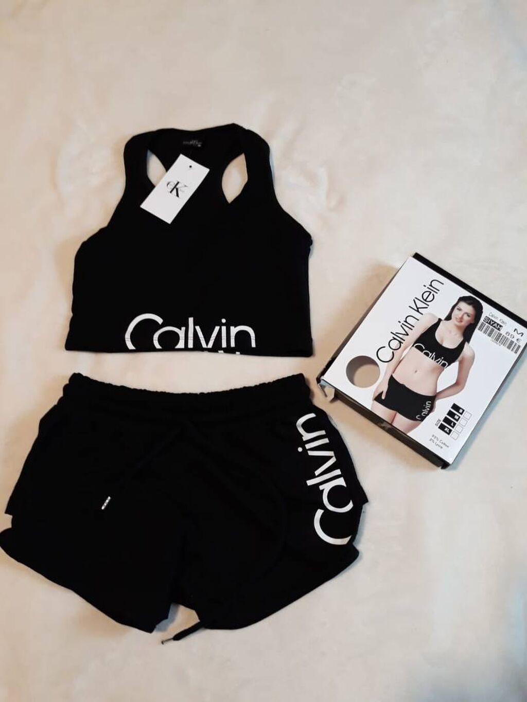 Calvin klein šorc i bodi setovi beli i crni original akcija