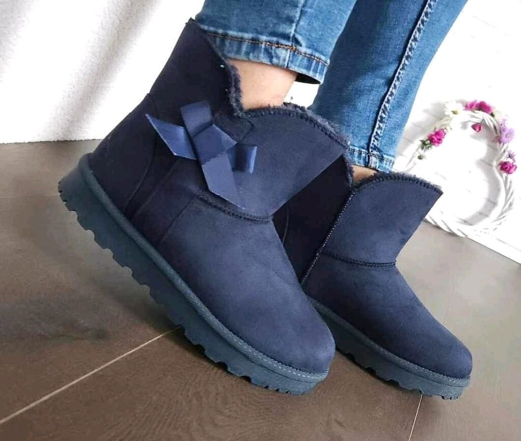 Ugg mini čizme, bоја - Tamnoplava