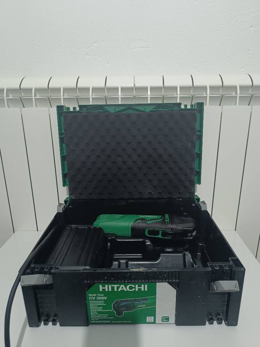 HITACHI CV 350V renovator u odlicnom stanju, radi bez greske. Ima