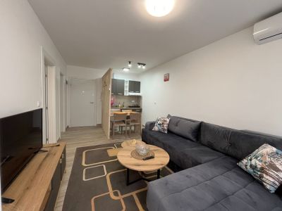 PRODAJEM APARTMAN