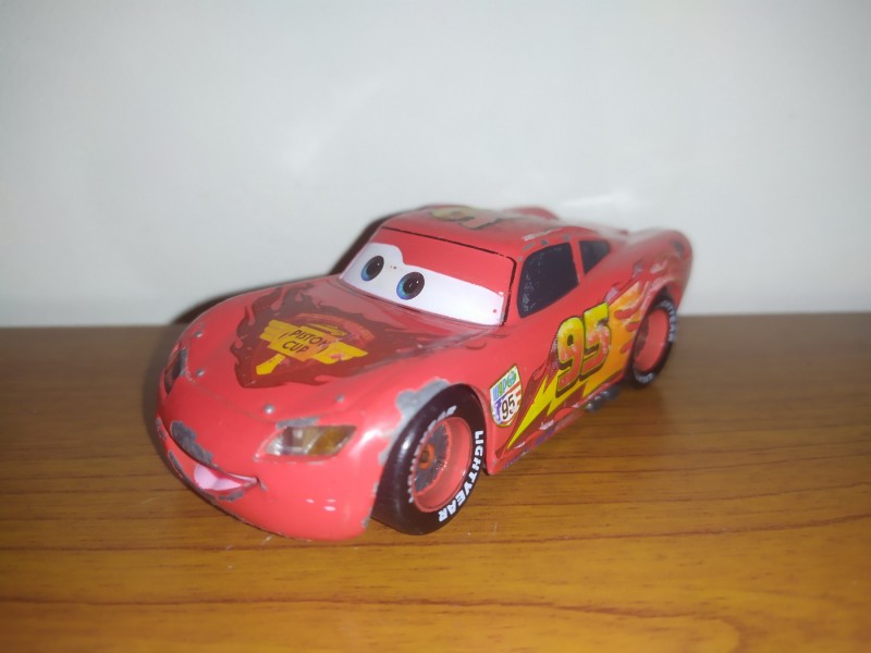 Disney Pixar Cars - Lightning McQueen