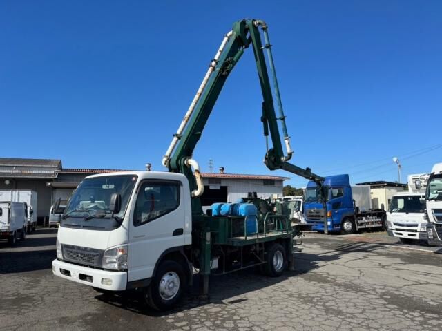 Mitsubishi CANTER pumpa za beton