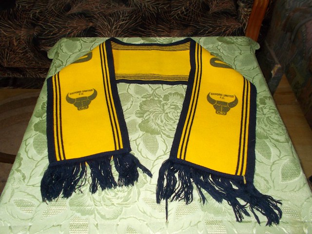 Oxford United F.C. - stariji navijacki šal