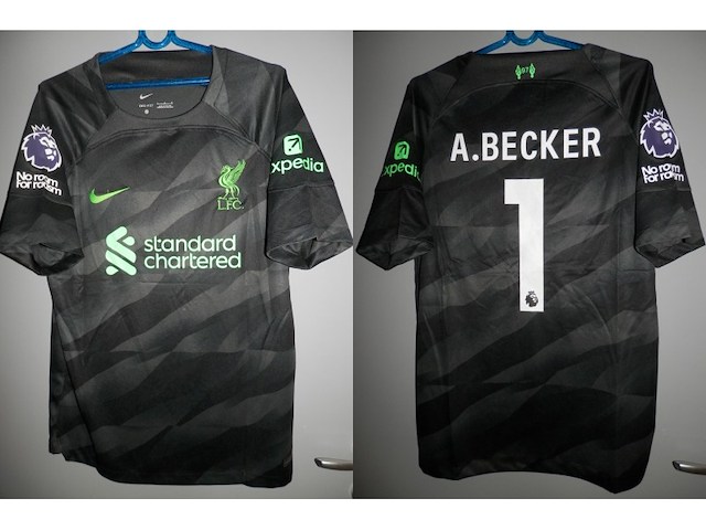 Liverpool dres 2023-24 Alisson Becker 1