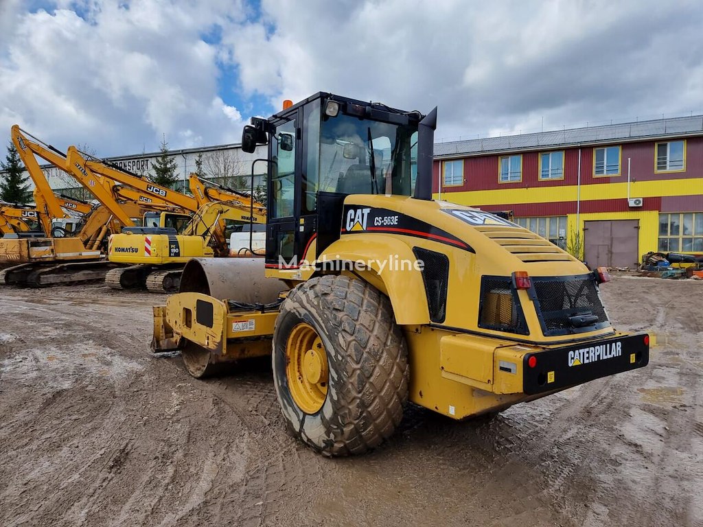 Caterpillar CS 563E kompaktor s jednim valjkom