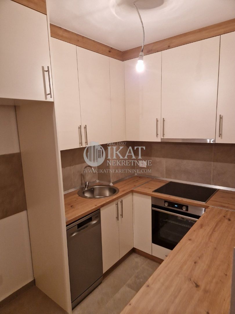 Zemun, Novi Grad 63m2 ID#3877 600 €