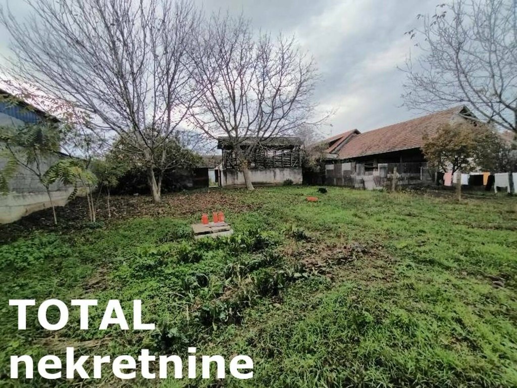 Trosobna kuća PETROVARADIN, 432600€