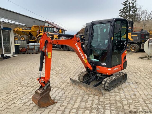 Mini bageri
Kubota KX016-4