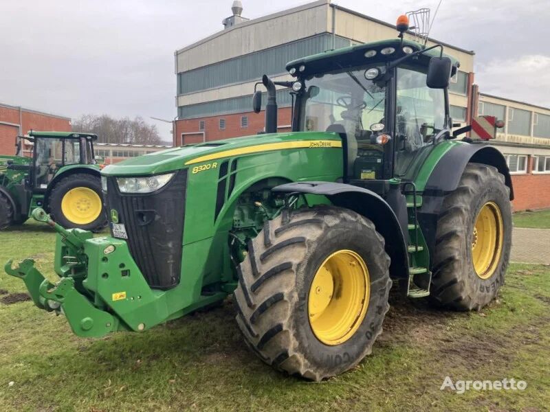 John Deere 8320R traktor točkaš