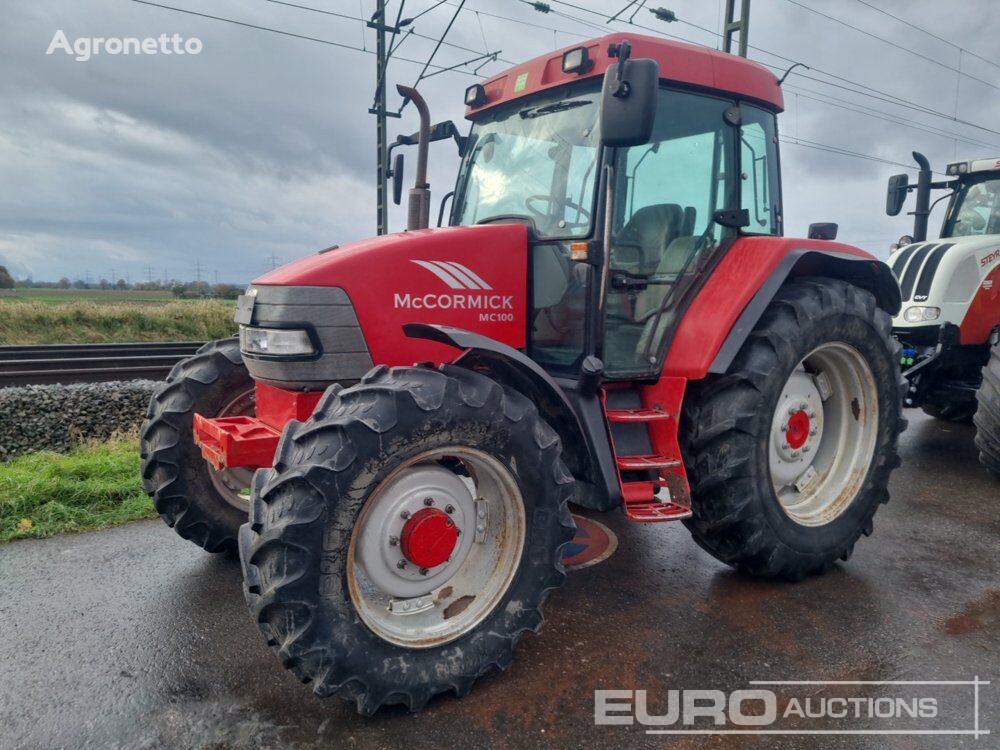 Prodaje se McCormack MC100 traktor točkaš na aukciji