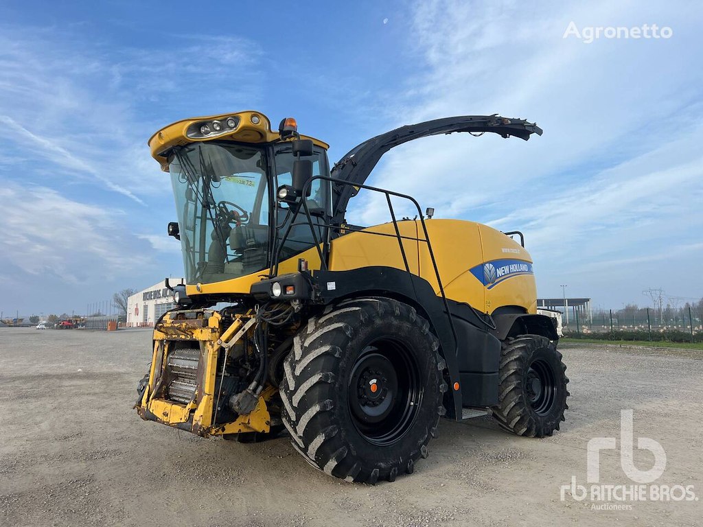 Prodaje se New Holland FR700 krmni kombajn na aukciji