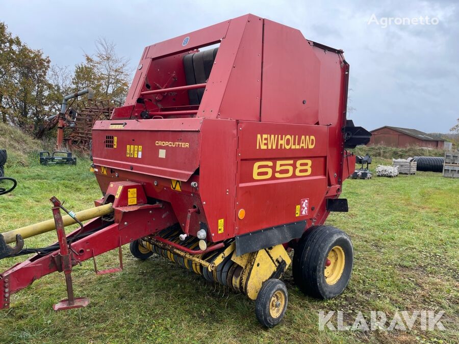 Prodaje se New Holland 658 balirku za okrugle bale na aukciji