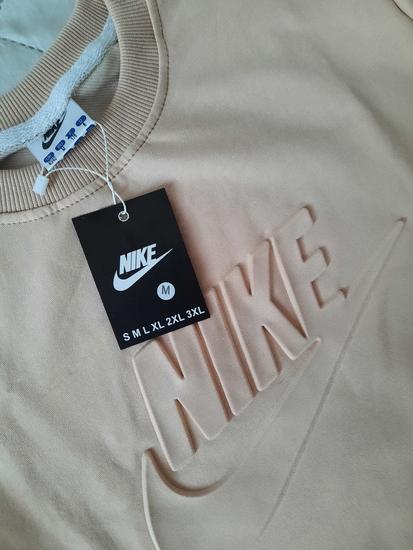    NIKE duks    SNIŽENO 1700din