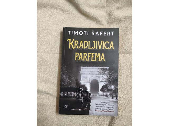 Kradljivica parfema,Timoti Šaferi