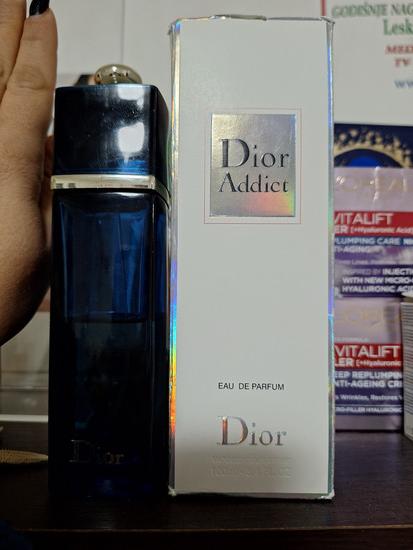 Parfem Dior Addict