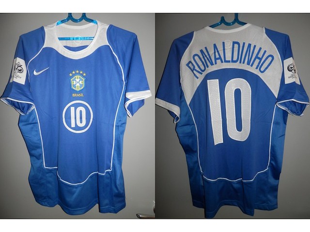 Brazil dres 2004 Ronaldinho 10