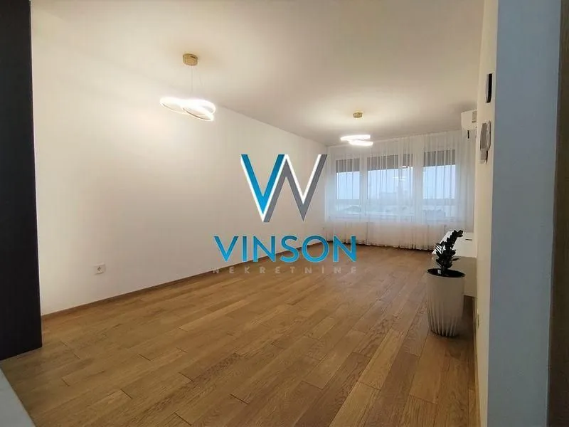 Izdavanje, jednosoban stan, 52m2, Centar, Novi Sad