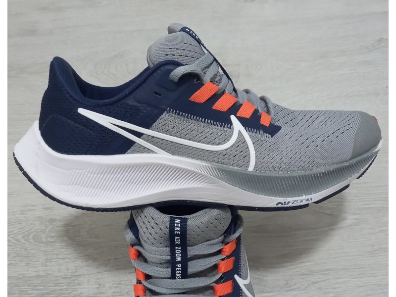 Nike Air Zoom Pegasus patike br. 38 - original