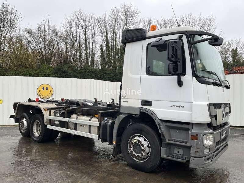 Mercedes-Benz ACTROS 2544 kiper