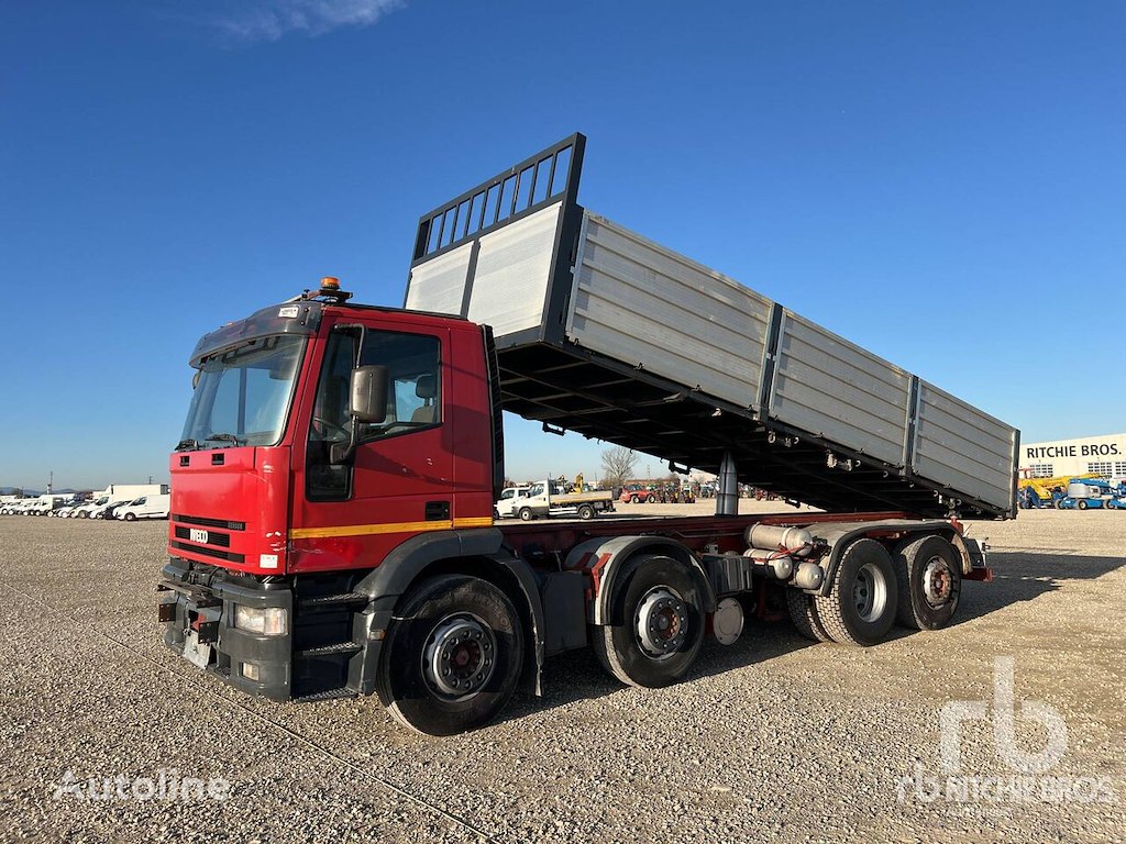 Prodaje se IVECO EUROTECH 260E43 8x2 kiper na aukciji