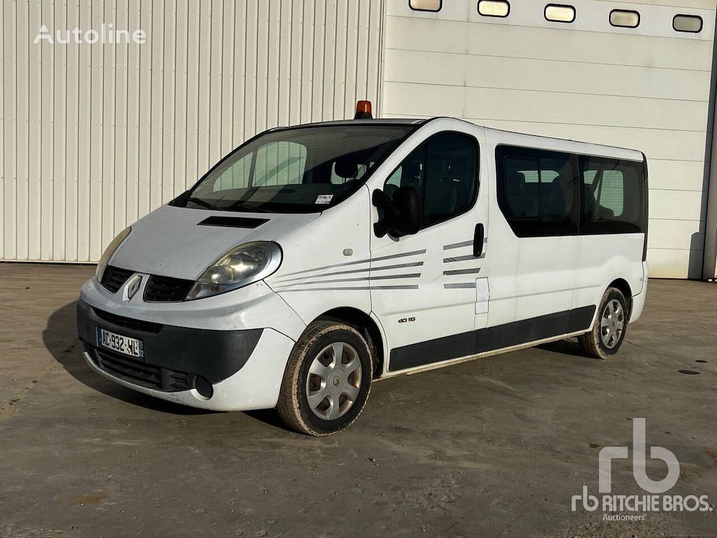 Prodaje se Renault TRAFIC PASSENGE Vehicule Utilitaire putnički minibus na aukciji