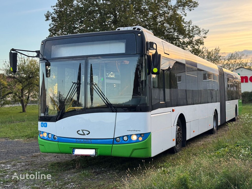 Solaris Urbino 18 zglobni autobus