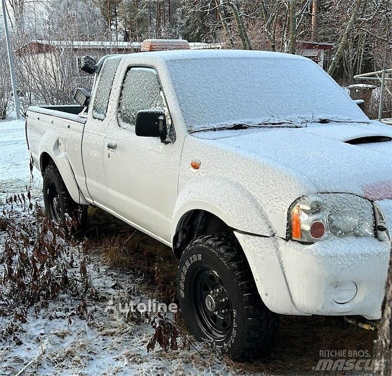 Nissan KING CAB univerzalna komunalna mašina