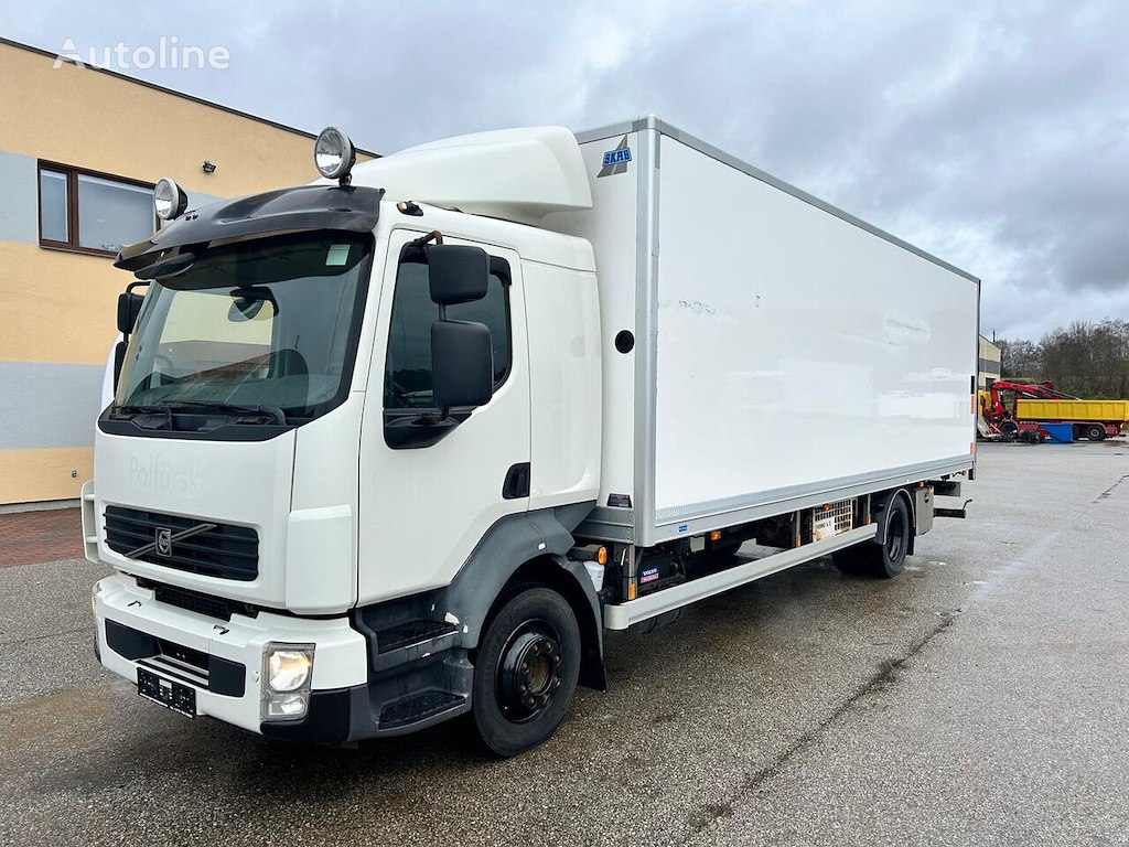 Volvo FL240 4X2 EURO 5 + BOX HEATING + FRIGO THERMOKING kamion hladnjača