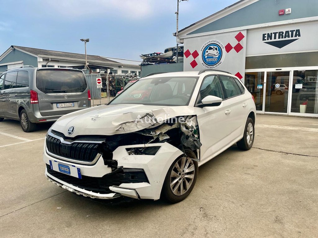 Škoda KAMIQ 1.0 TSI karavan nakon udesa