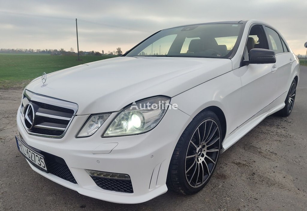 Mercedes-Benz E350 4matic AMG Harman Kardon limuzina