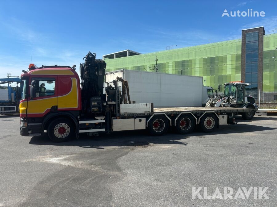 Prodaje se Scania P 710 8 x 4 kamion platforme na aukciji