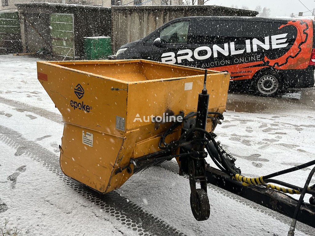 Prodaje se Epoke SKE8 nošeni rasipač peska na aukciji