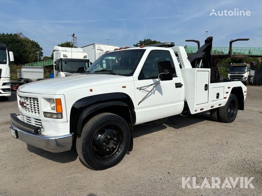 Prodaje se GMC Sierra C 3500 HD šlep auto na aukciji